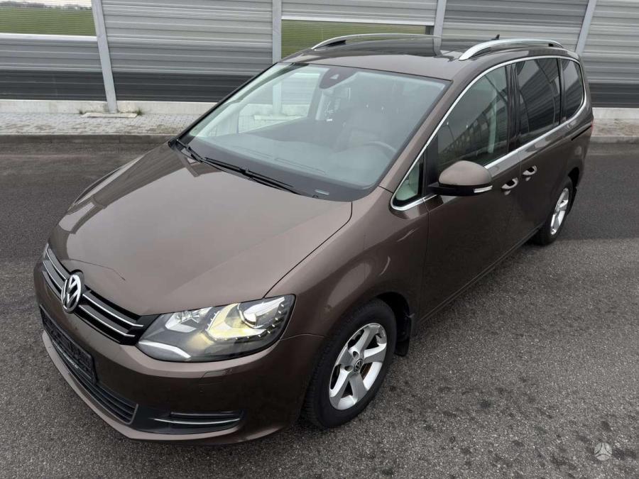 Brūns Volkswagen Sharan 2012 Marijampole, ar dzinēja tilpumu 1.97 L un nobraukumu 230 tūkst. km par 11950 €, foto 8 vietnē AUTOMOTO.COM.LV