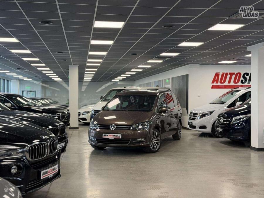 Brown Volkswagen Sharan 2012 in Klaipeda, with an engine capacity of 2.00 L and mileage of 276 thousand km for 11900 €, photo 8 on AUTOMOTO.COM.LV