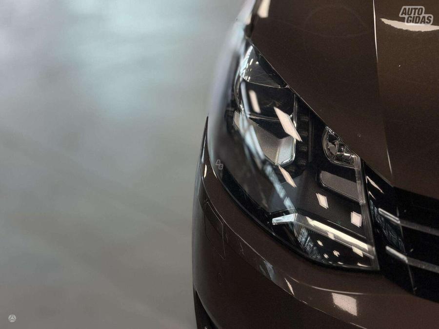 Brown Volkswagen Sharan 2012 in Klaipeda, with an engine capacity of 2.00 L and mileage of 276 thousand km for 11900 €, photo 35 on AUTOMOTO.COM.LV
