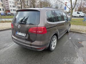 Brown Volkswagen Sharan 2012 in Jelgava, with an engine capacity of 2.00 L and mileage of 330 thousand km for 6590 €, photo 6 on AUTOMOTO.COM.LV