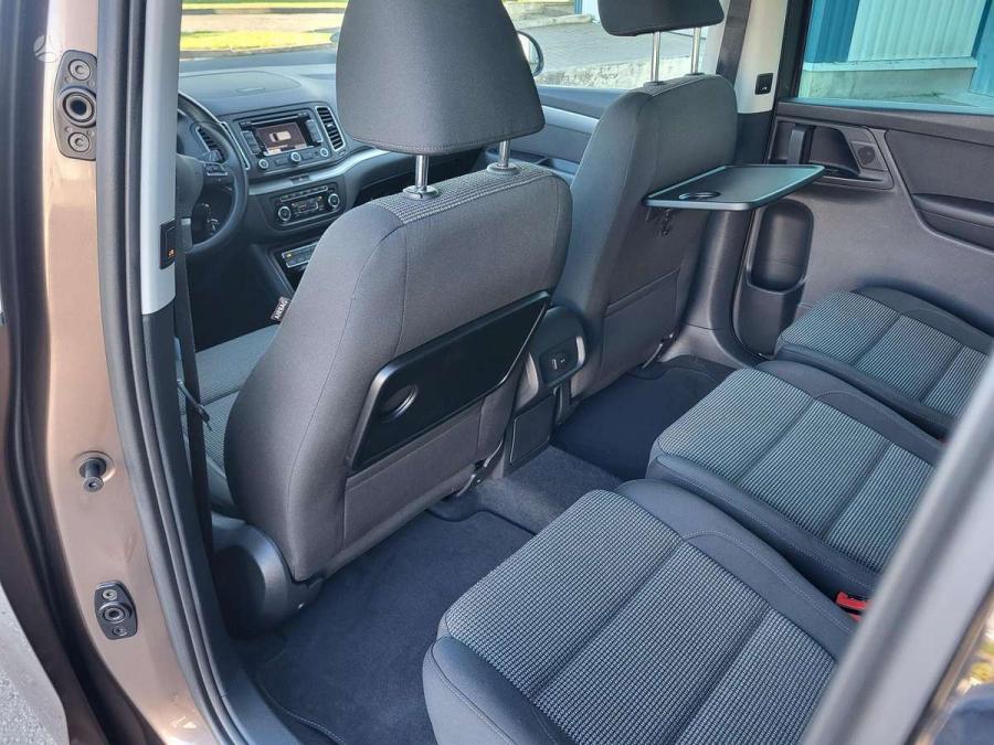 Brūns Volkswagen Sharan 2012 Klaipėda, ar dzinēja tilpumu 1.97 L un nobraukumu 193 tūkst. km par 8399 €, foto 20 vietnē AUTOMOTO.COM.LV