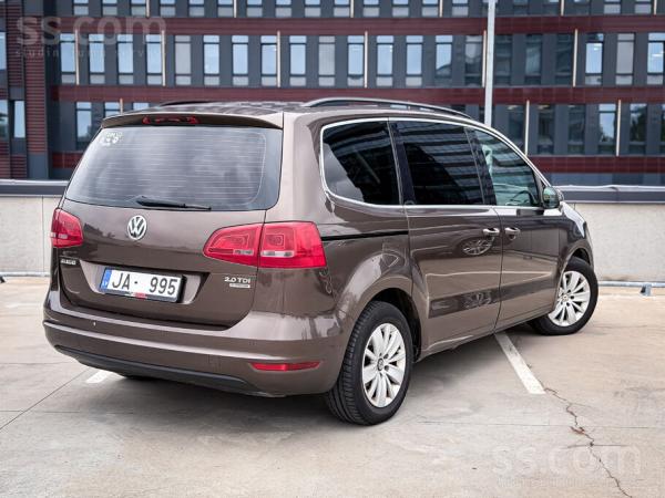 Brūns Volkswagen Sharan 2012 Rīga, ar dzinēja tilpumu 2.00 L un nobraukumu 0 tūkst. km par 4950 €, foto 4 vietnē AUTOMOTO.COM.LV