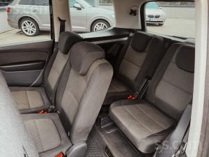 Brown Volkswagen Sharan 2012 in Riga, with an engine capacity of 2.00 L and mileage of 0 thousand km for 4950 €, photo 14 on AUTOMOTO.COM.LV