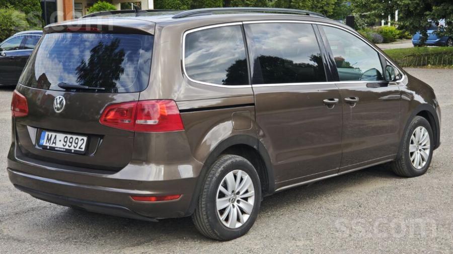 Brūns Volkswagen Sharan 2012 Rīga, ar dzinēja tilpumu 2.00 L un nobraukumu 321 tūkst. km par 5150 €, foto 5 vietnē AUTOMOTO.COM.LV