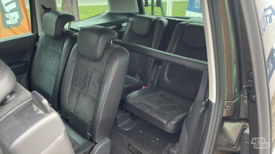 Brūns Volkswagen Sharan 2012 Marijampole, ar dzinēja tilpumu 2.00 L un nobraukumu 337 tūkst. km par 9200 €, foto 4 vietnē AUTOMOTO.COM.LV