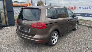 Brūns Volkswagen Sharan 2012 Marijampole, ar dzinēja tilpumu 2.00 L un nobraukumu 337 tūkst. km par 9200 €, foto 10 vietnē AUTOMOTO.COM.LV