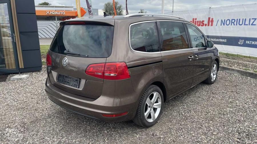 Brūns Volkswagen Sharan 2012 Marijampole, ar dzinēja tilpumu 2.00 L un nobraukumu 337 tūkst. km par 9200 €, foto 10 vietnē AUTOMOTO.COM.LV