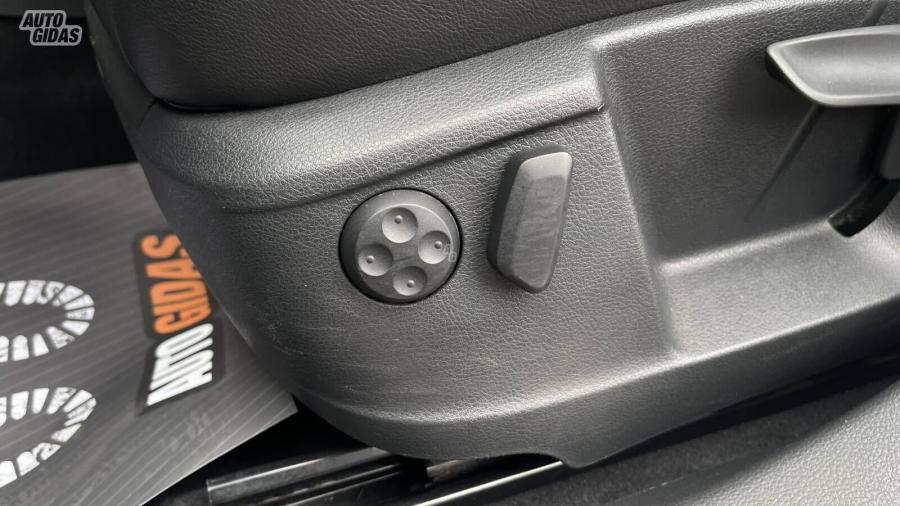 Brūns Volkswagen Sharan 2012 Marijampole, ar dzinēja tilpumu 2.00 L un nobraukumu 337 tūkst. km par 9200 €, foto 15 vietnē AUTOMOTO.COM.LV