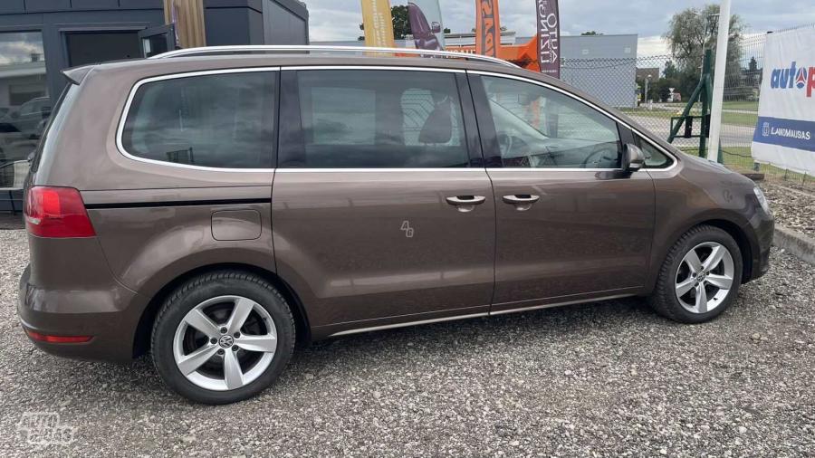 Brūns Volkswagen Sharan 2012 Marijampole, ar dzinēja tilpumu 2.00 L un nobraukumu 337 tūkst. km par 9200 €, foto 16 vietnē AUTOMOTO.COM.LV