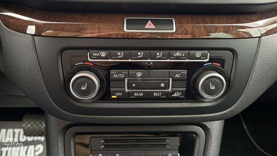 Brūns Volkswagen Sharan 2012 Marijampole, ar dzinēja tilpumu 2.00 L un nobraukumu 337 tūkst. km par 9200 €, foto 27 vietnē AUTOMOTO.COM.LV