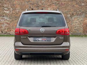 Brown Volkswagen Sharan 2012 in Kedainiai, with an engine capacity of 1.97 L and mileage of 256 thousand km for 8450 €, photo 9 on AUTOMOTO.COM.LV