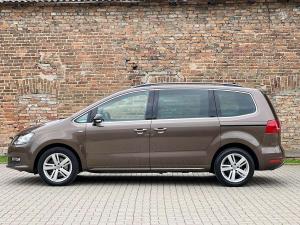 Brown Volkswagen Sharan 2012 in Kedainiai, with an engine capacity of 1.97 L and mileage of 256 thousand km for 8450 €, photo 11 on AUTOMOTO.COM.LV