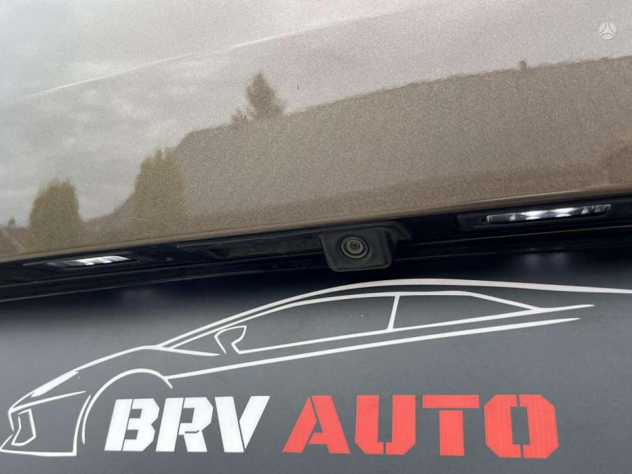 Brown Volkswagen Sharan 2012 in Kedainiai, with an engine capacity of 1.97 L and mileage of 256 thousand km for 8450 €, photo 17 on AUTOMOTO.COM.LV