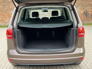 Brown Volkswagen Sharan 2012 in Kedainiai, with an engine capacity of 1.97 L and mileage of 256 thousand km for 8450 €, photo 20 on AUTOMOTO.COM.LV