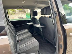 Brown Volkswagen Sharan 2012 in Kedainiai, with an engine capacity of 1.97 L and mileage of 256 thousand km for 8450 €, photo 29 on AUTOMOTO.COM.LV