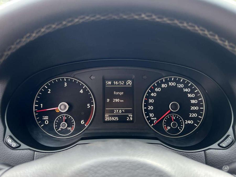 Brown Volkswagen Sharan 2012 in Kedainiai, with an engine capacity of 1.97 L and mileage of 256 thousand km for 8450 €, photo 44 on AUTOMOTO.COM.LV