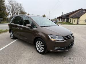 Brown Volkswagen Sharan 2012 in Ogre, with an engine capacity of 2.00 L and mileage of 298 thousand km for 9499 €, photo 3 on AUTOMOTO.COM.LV