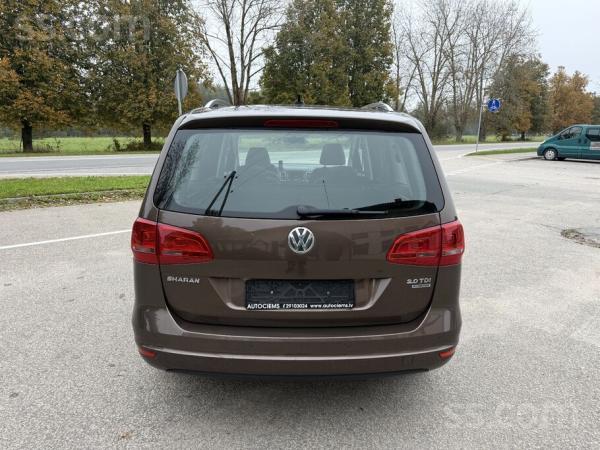 Volkswagen Sharan 2012 in Ogre on AUTOMOTO.COM.LV Brown Volkswagen Sharan 2012 in Ogre, with an engine capacity of 2.00 L and mileage of 298 thousand km for 9499 €, photo 9 on AUTOMOTO.COM.LV