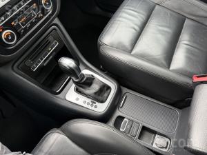Brown Volkswagen Sharan 2012 in Ogre, with an engine capacity of 2.00 L and mileage of 298 thousand km for 9499 €, photo 19 on AUTOMOTO.COM.LV