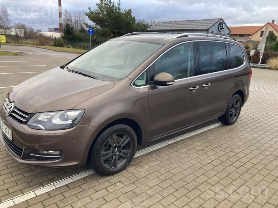 Brown Volkswagen Sharan 2013 in Riga, with an engine capacity of 2.00 L and mileage of 241 thousand km for 6500 €, photo 1 on AUTOMOTO.COM.LV