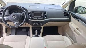 Brown Volkswagen Sharan 2013 in Kaunas, with an engine capacity of 1.97 L and mileage of 248 thousand km for 8700 €, photo 22 on AUTOMOTO.COM.LV