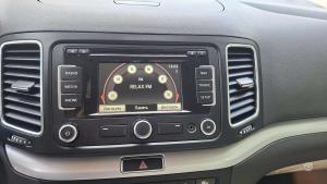 Brown Volkswagen Sharan 2013 in Kaunas, with an engine capacity of 1.97 L and mileage of 248 thousand km for 8700 €, photo 28 on AUTOMOTO.COM.LV