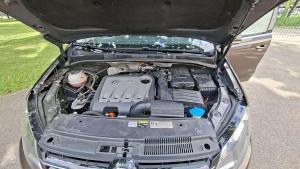 Brown Volkswagen Sharan 2013 in Kaunas, with an engine capacity of 1.97 L and mileage of 248 thousand km for 8700 €, photo 35 on AUTOMOTO.COM.LV