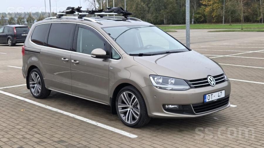 Brown Volkswagen Sharan 2014 in Riga, with an engine capacity of 2.00 L and mileage of 357 thousand km for 8500 €, photo 1 on AUTOMOTO.COM.LV