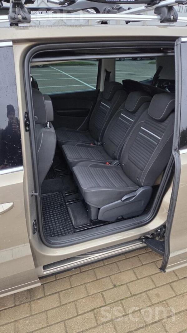 Brūns Volkswagen Sharan 2014 Rīga, ar dzinēja tilpumu 2.00 L un nobraukumu 357 tūkst. km par 8500 €, foto 6 vietnē AUTOMOTO.COM.LV