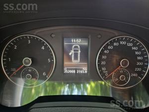 Brown Volkswagen Sharan 2014 in Riga, with an engine capacity of 2.00 L and mileage of 253 thousand km for 6900 €, photo 10 on AUTOMOTO.COM.LV