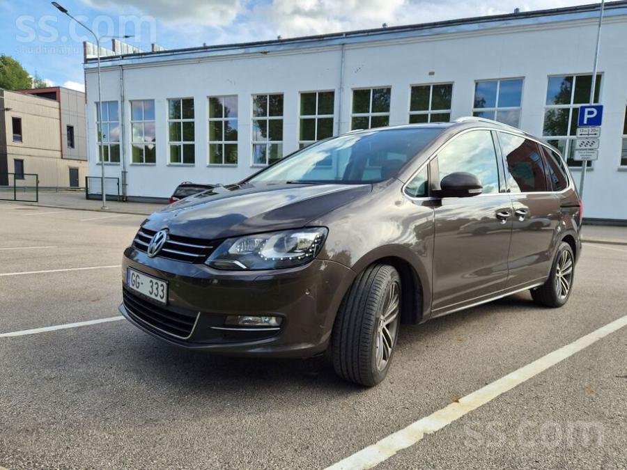 Brown Volkswagen Sharan 2014 in Riga, with an engine capacity of 2.00 L and mileage of 241 thousand km for 7200 €, photo 1 on AUTOMOTO.COM.LV