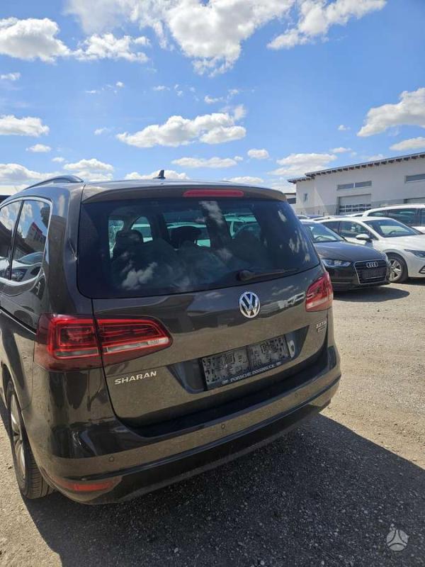 Brūns Volkswagen Sharan 2016 Anykščiai, ar dzinēja tilpumu 2.00 L un nobraukumu 202 tūkst. km par 9900 €, foto 3 vietnē AUTOMOTO.COM.LV