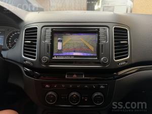 Brūns Volkswagen Sharan 2017 Rīga, ar dzinēja tilpumu 2.00 L un nobraukumu 340 tūkst. km par 12000 €, foto 12 vietnē AUTOMOTO.COM.LV