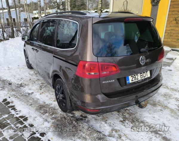 Brown Volkswagen Sharan 2011 in Tallinn, with an engine capacity of 2.00 L and mileage of 280 thousand km for 7490 €, photo 5 on AUTOMOTO.COM.LV