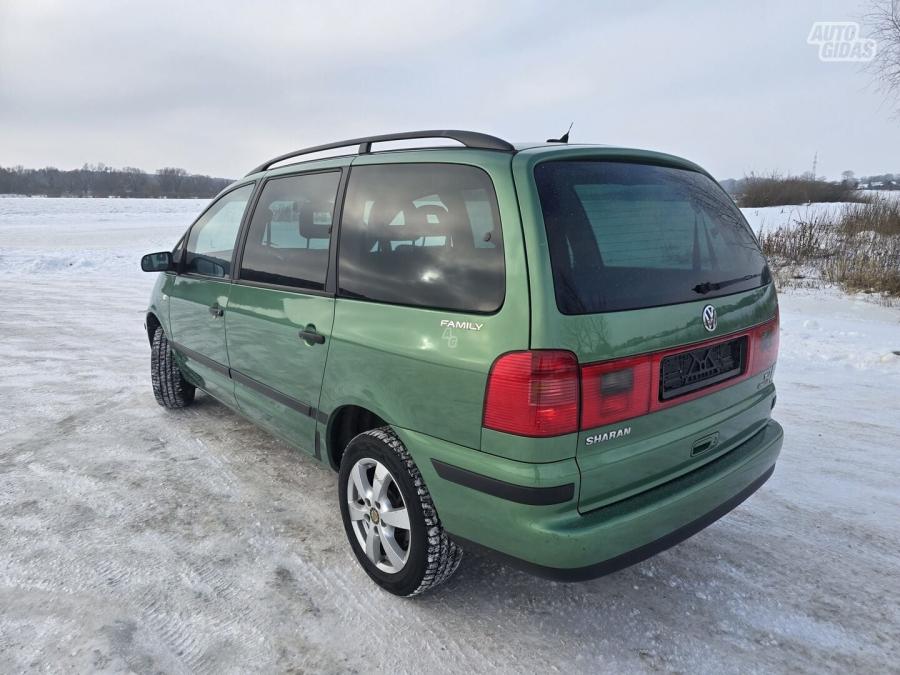 Volkswagen Sharan 2003 in Jurbarkas, with an engine capacity of 1.90 L and mileage of 315 thousand km for 3333 €, photo 3 on AUTOMOTO.COM.LV