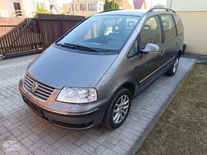 Volkswagen Sharan 2008 in Panevezys, with an engine capacity of 2.80 L and mileage of 297 thousand km for 1500 €, photo 2 on AUTOMOTO.COM.LV