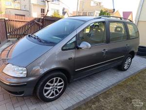 Volkswagen Sharan 2008 in Panevezys, with an engine capacity of 2.80 L and mileage of 297 thousand km for 1500 €, photo 3 on AUTOMOTO.COM.LV