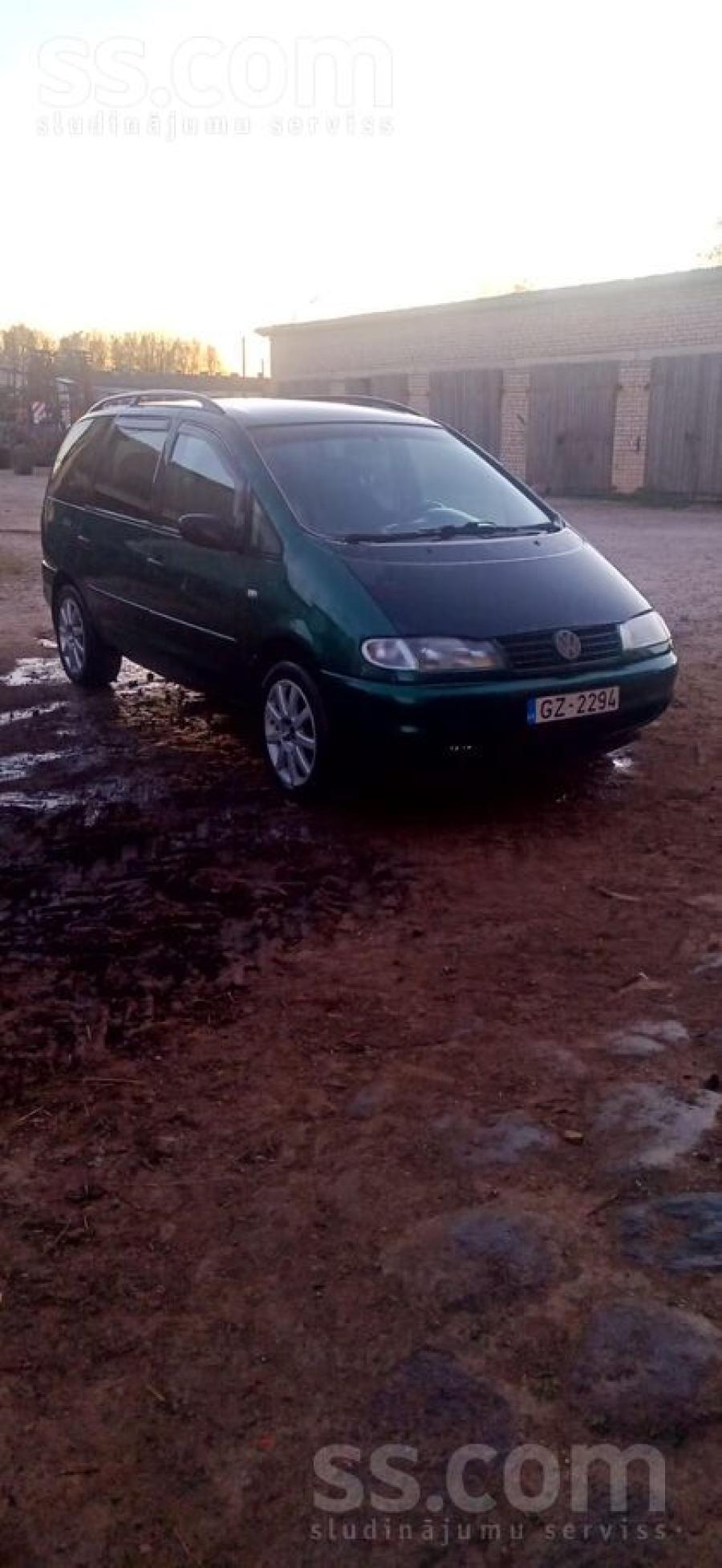 Zaļš Volkswagen Sharan 1997 Rēzekne, ar dzinēja tilpumu 1.90 L un nobraukumu 454 tūkst. km par 750 €, foto 1 vietnē AUTOMOTO.COM.LV