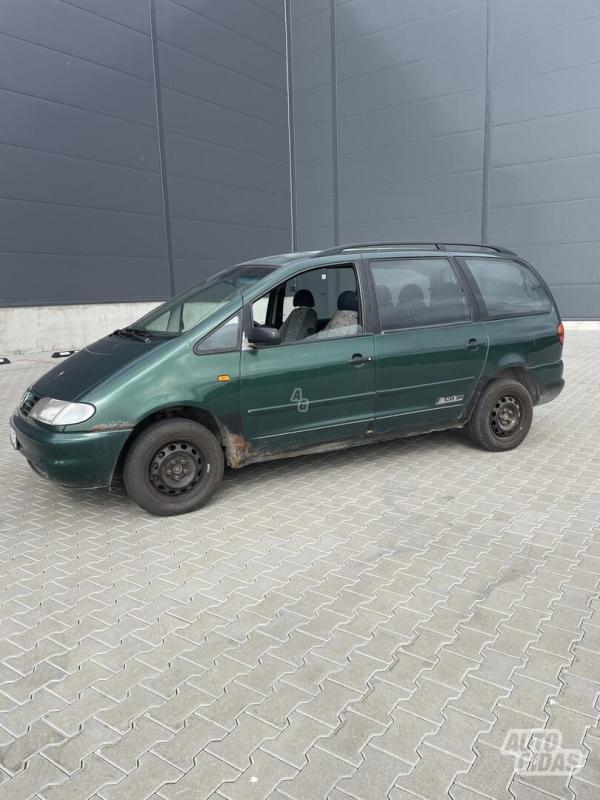 Зеленый Фольксваген Шаран 1999 в Шяуляй, объемом двигателя 1.90 л и пробегом 322 тыс. км за 400 €, фото 2 на AUTOMOTO.COM.LV