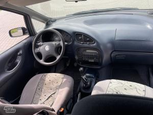 Zaļš Volkswagen Sharan 1999 Šauļi, ar dzinēja tilpumu 1.90 L un nobraukumu 322 tūkst. km par 400 €, foto 9 vietnē AUTOMOTO.COM.LV