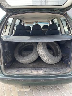Zaļš Volkswagen Sharan 1999 Šauļi, ar dzinēja tilpumu 1.90 L un nobraukumu 322 tūkst. km par 400 €, foto 10 vietnē AUTOMOTO.COM.LV
