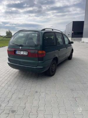 Zaļš Volkswagen Sharan 1999 Šauļi, ar dzinēja tilpumu 1.90 L un nobraukumu 322 tūkst. km par 400 €, foto 4 vietnē AUTOMOTO.COM.LV