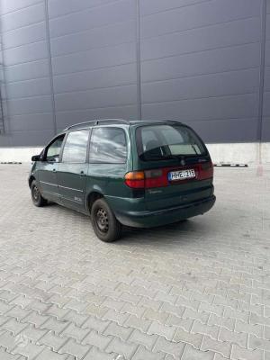 Zaļš Volkswagen Sharan 1999 Šauļi, ar dzinēja tilpumu 1.90 L un nobraukumu 322 tūkst. km par 400 €, foto 6 vietnē AUTOMOTO.COM.LV