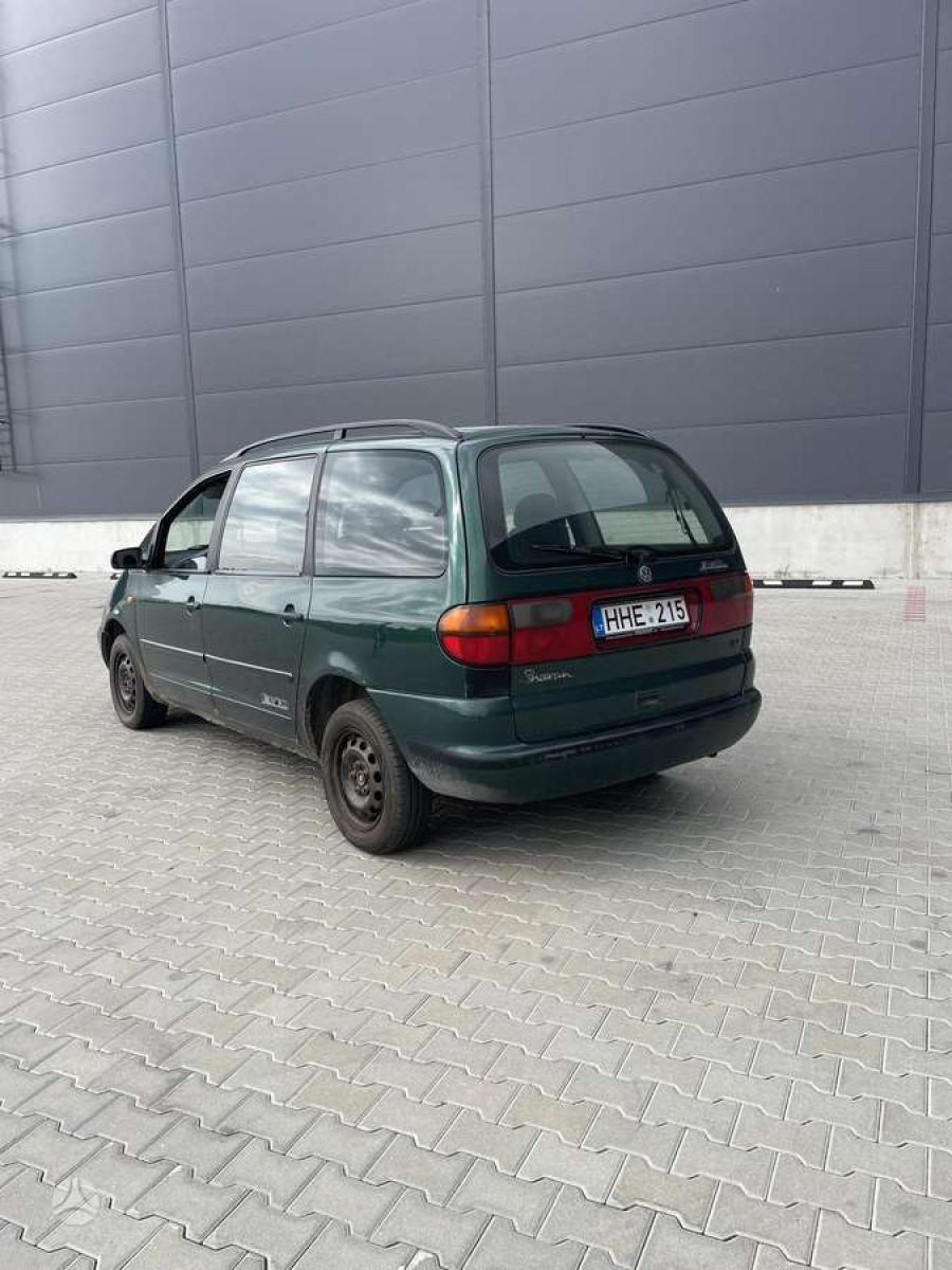 Zaļš Volkswagen Sharan 1999 Šauļi, ar dzinēja tilpumu 1.90 L un nobraukumu 322 tūkst. km par 400 €, foto 6 vietnē AUTOMOTO.COM.LV