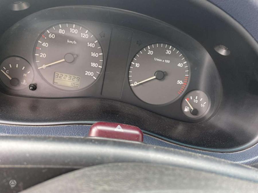 Zaļš Volkswagen Sharan 1999 Šauļi, ar dzinēja tilpumu 1.90 L un nobraukumu 322 tūkst. km par 400 €, foto 11 vietnē AUTOMOTO.COM.LV