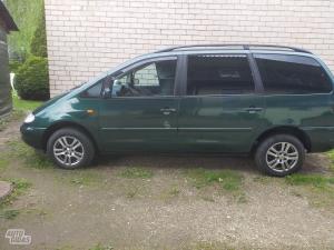 Green Volkswagen Sharan 2000 in Birzai, with an engine capacity of 1.90 L and mileage of 224 thousand km for 4500 €, photo 3 on AUTOMOTO.COM.LV