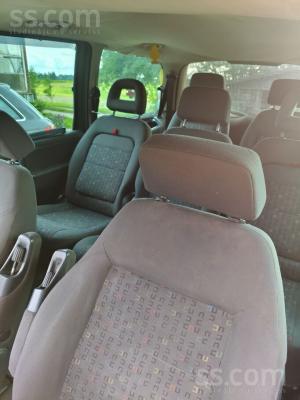 Zaļš Volkswagen Sharan 2000 Talsi, ar dzinēja tilpumu 1.90 L un nobraukumu 425 tūkst. km par 1000 €, foto 8 vietnē AUTOMOTO.COM.LV