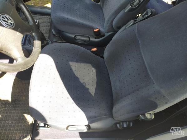 Zaļš Volkswagen Sharan 2000 Biržai, ar dzinēja tilpumu 1.90 L un nobraukumu 224 tūkst. km par 4650 €, foto 9 vietnē AUTOMOTO.COM.LV
