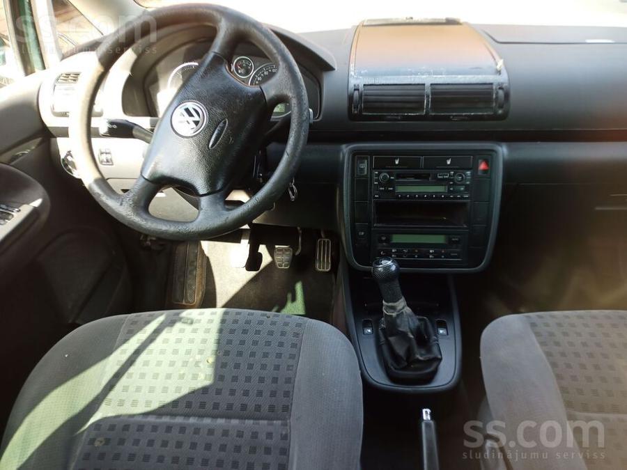 Zaļš Volkswagen Sharan 2001 Alūksne, ar dzinēja tilpumu 1.90 L un nobraukumu 305 tūkst. km par 600 €, foto 4 vietnē AUTOMOTO.COM.LV