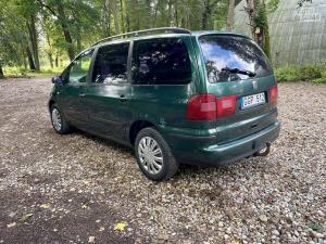 Zaļš Volkswagen Sharan 2001 Viļņa, ar dzinēja tilpumu 1.90 L un nobraukumu 352 tūkst. km par 1500 €, foto 4 vietnē AUTOMOTO.COM.LV